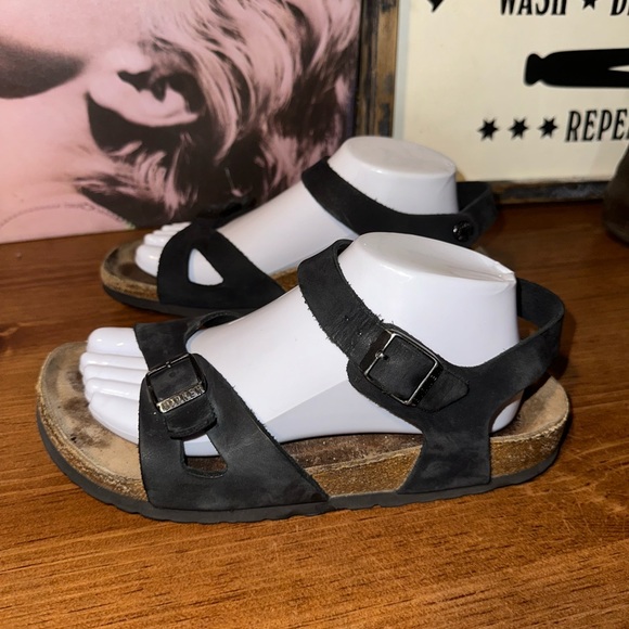 Birkenstock | Shoes | Birkenstock Rio Black Strap Women Sandal Sz 39 L8 ...